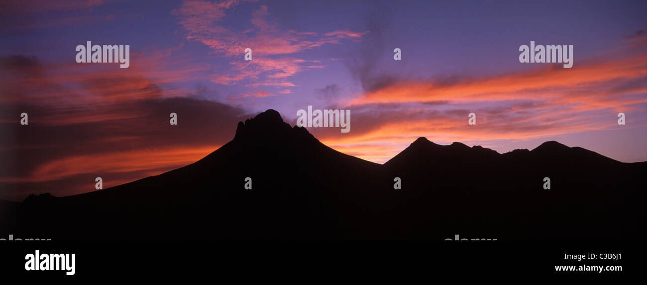 Algeria, Sahara, the Hoggar, sunrise in the Atakor massif Stock Photo ...