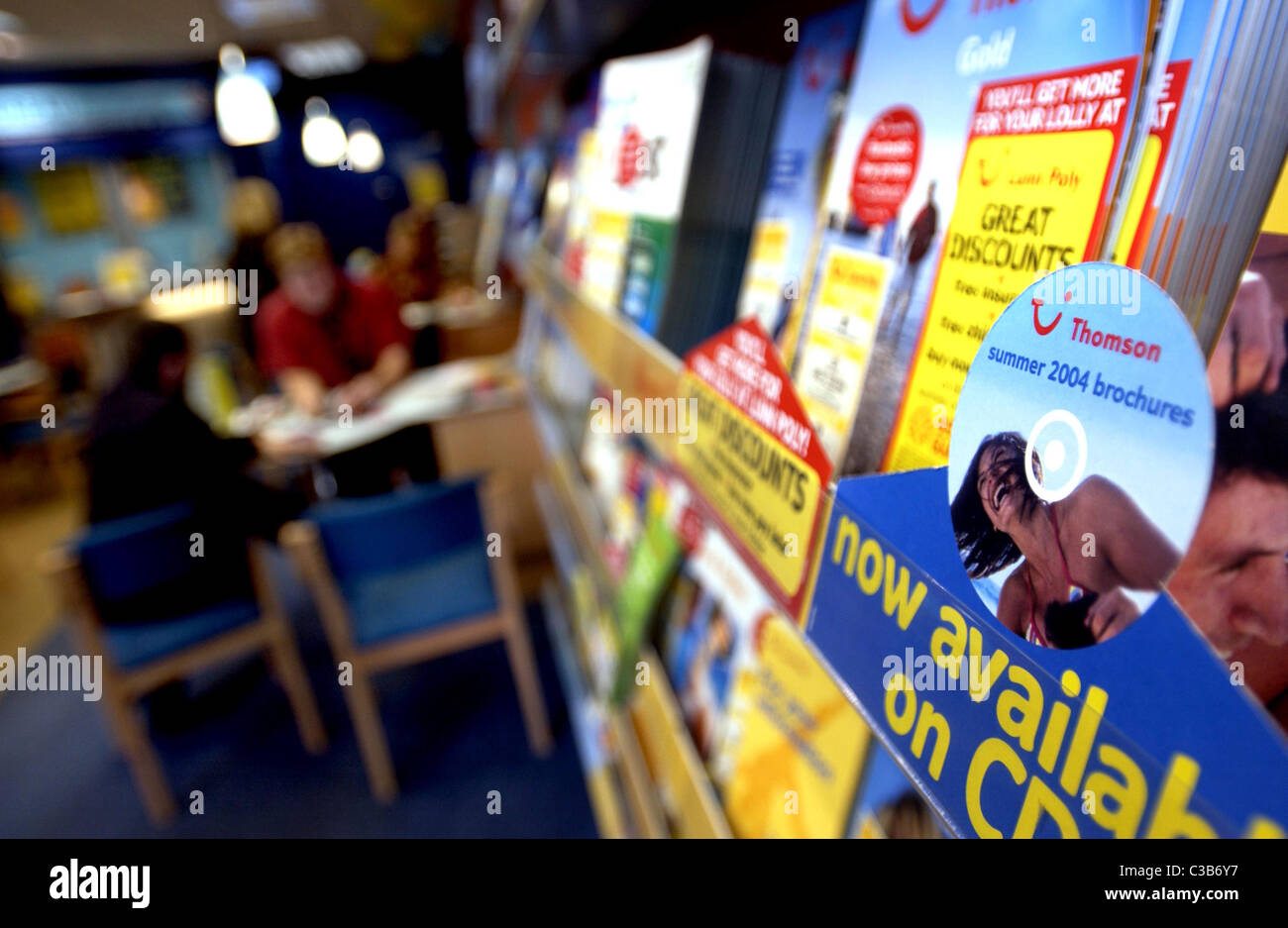 Tui travel agent hi-res stock photography and images - Alamy