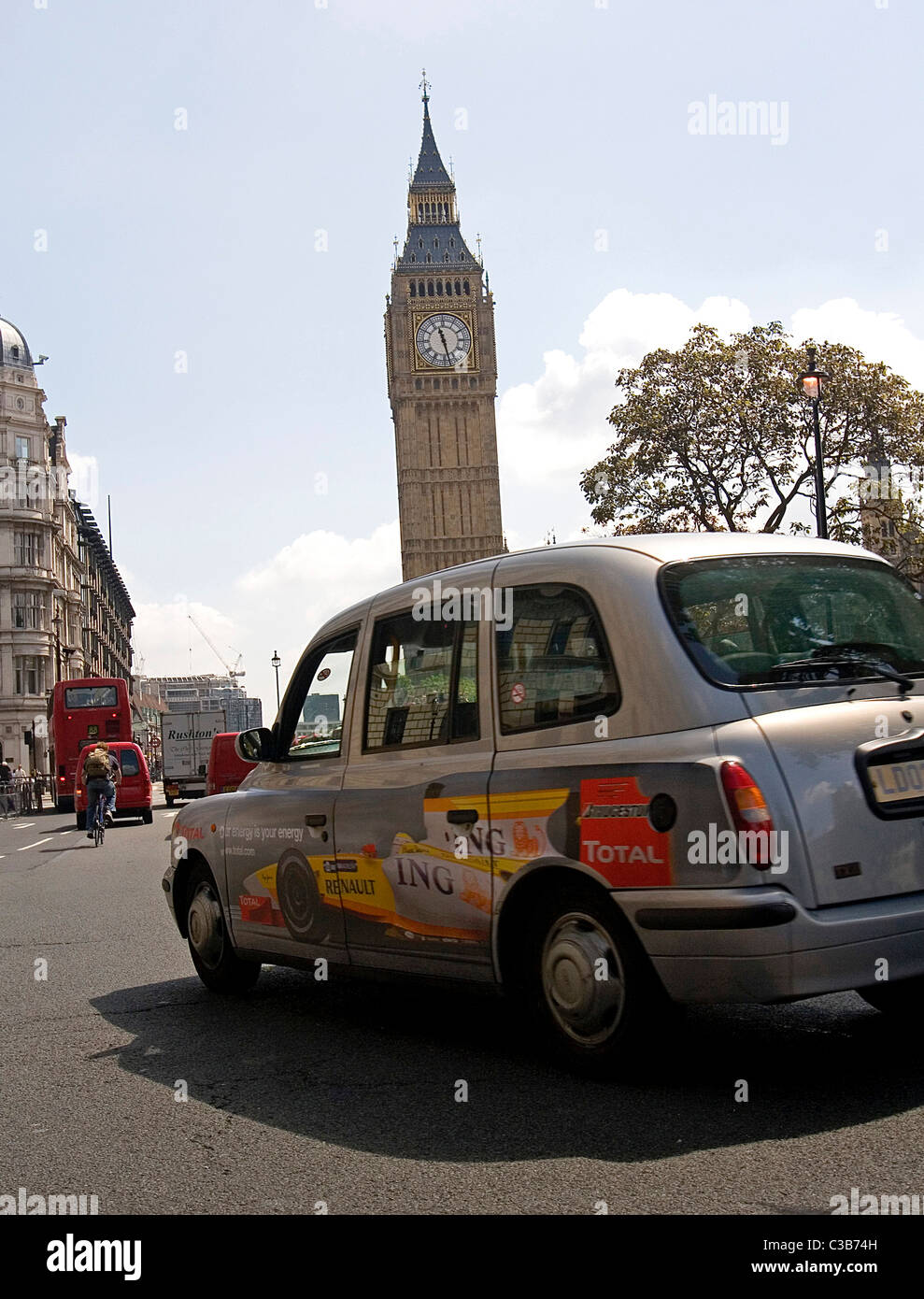 Taxi Advertising Stock Photos & Taxi Advertising Stock Images - Alamy