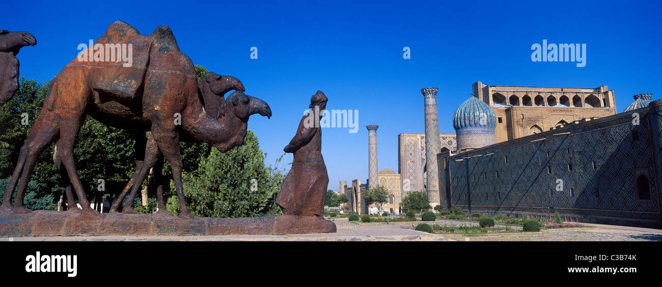 Uzbekistan, Samarkand, statue of dromedary excursion Stock Photo - Alamy