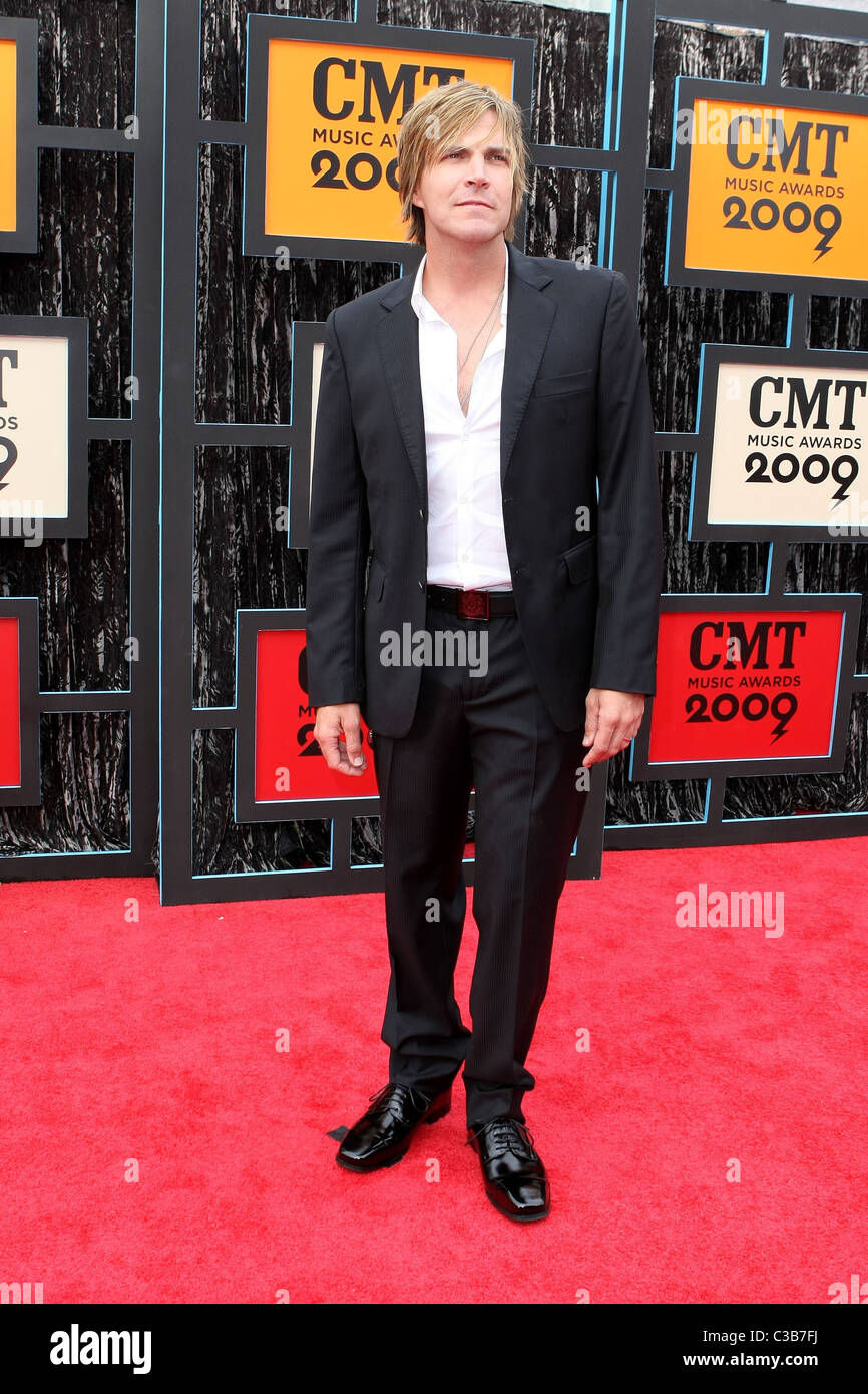 Jack Ingram 2009 CMT Music Awards held at The Sommet Center - Arrivals ...