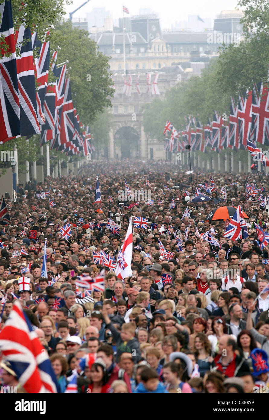 Union jack flag waving celebrations hi-res stock photography and images ...