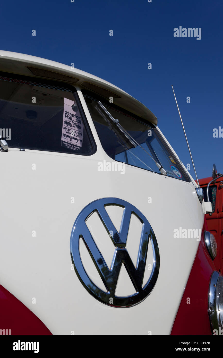 Vw camper van split screen hi-res stock photography and images - Alamy