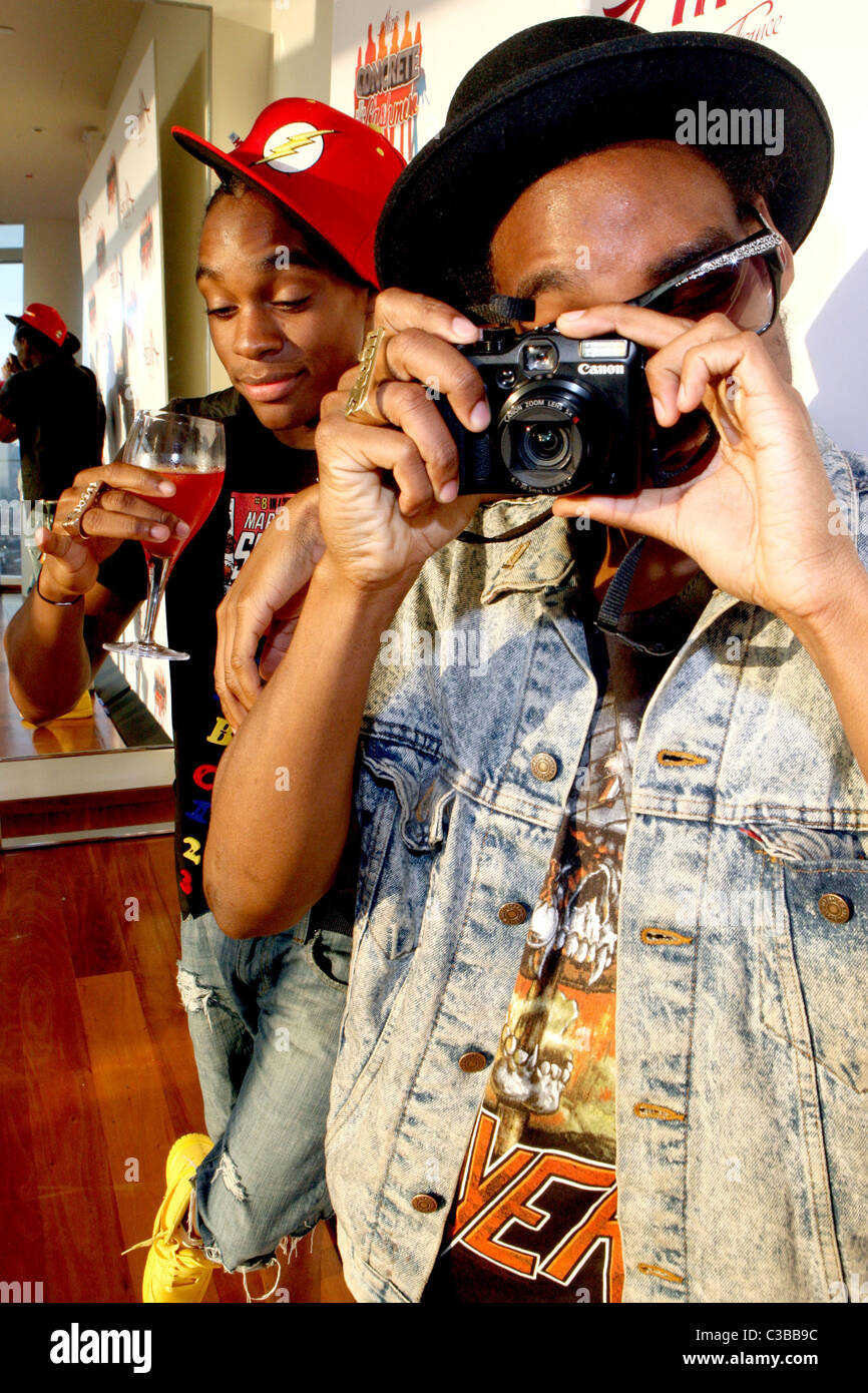 Designers Ricky and Dee Launch Party for The Alize Online Reality ...