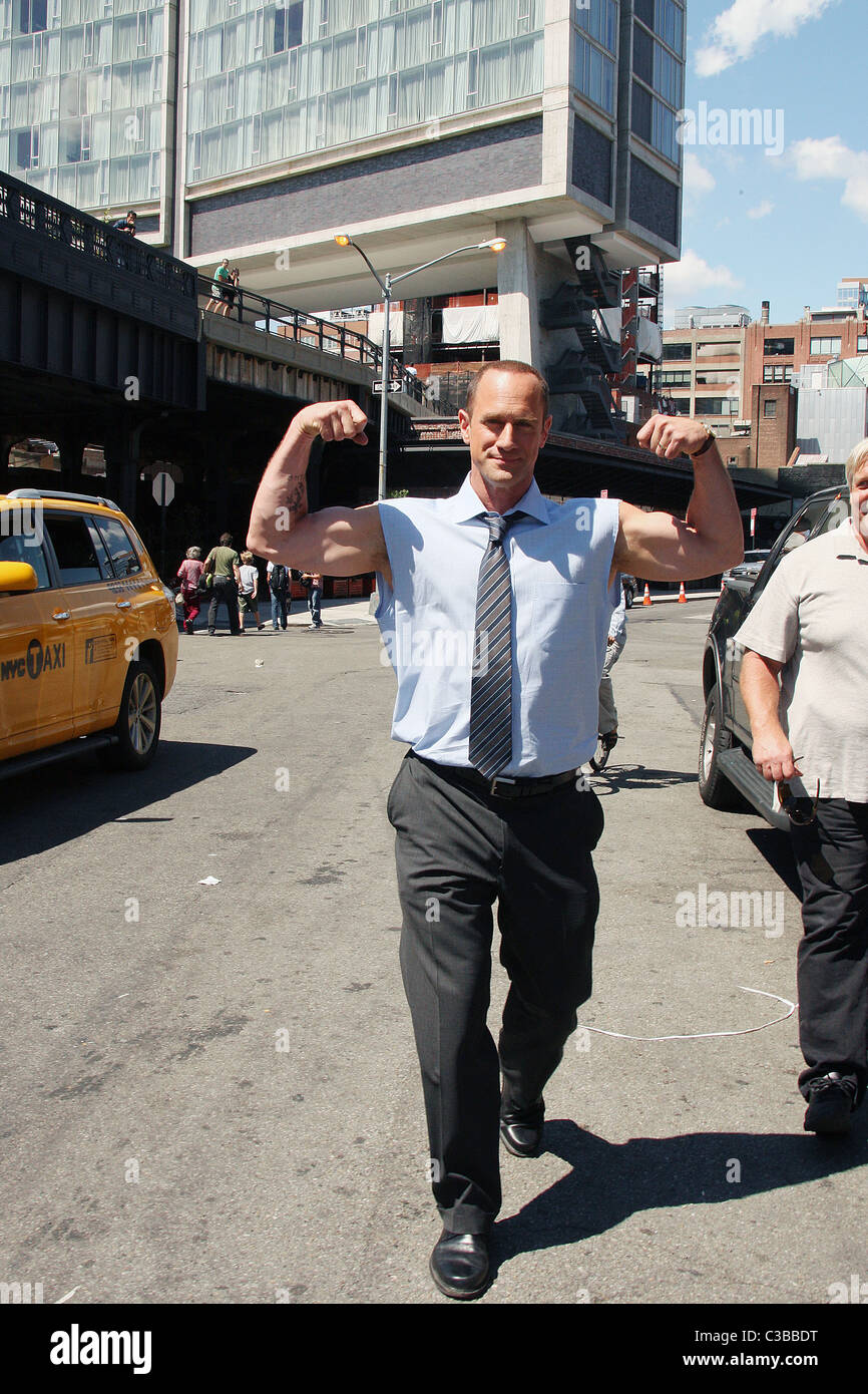 Christopher Meloni shows off his biceps during a break from filming ...