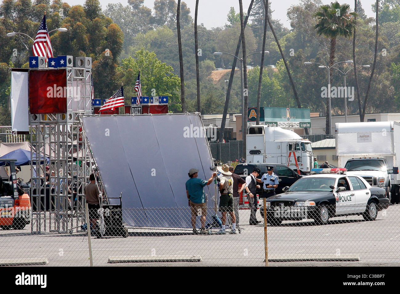 Atmosphere country music singer-songwriter Toby Keith on the set of his ...