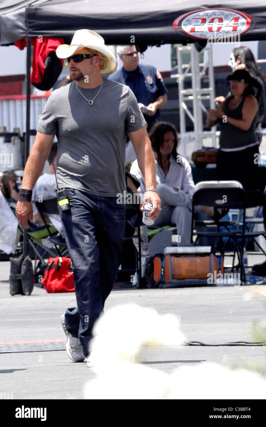 Toby Keith country music singer-songwriter on the set of his Ford F-150 ...