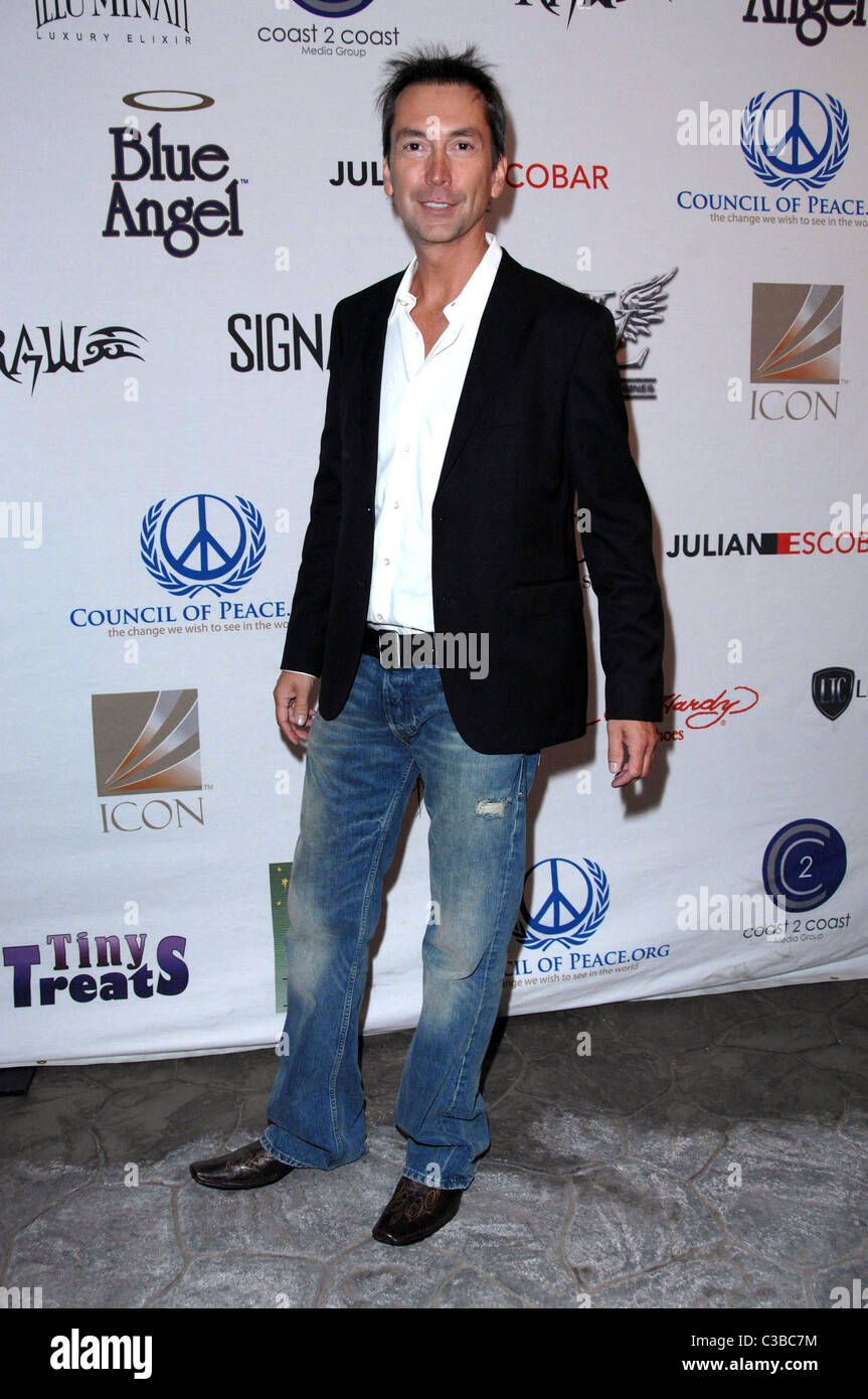 Eric Haymes Unveiling of Icon Jet's 737 Vip luxury aircraft at Van Nuys ...