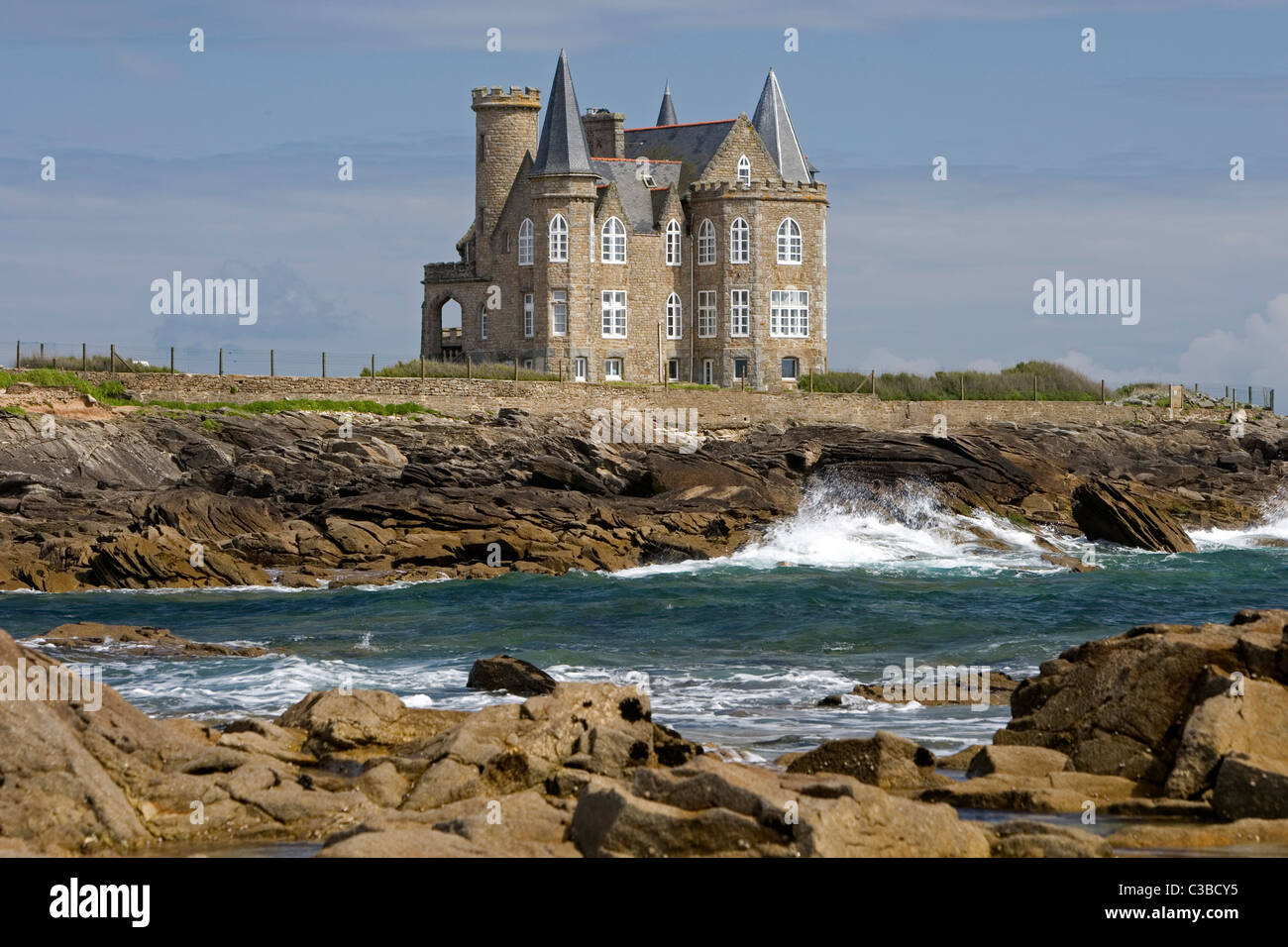 Turpault castle hi-res stock photography and images - Alamy