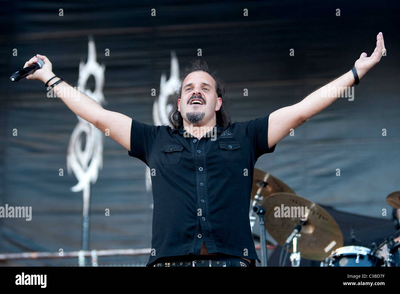 Ramp Portuguese heavy metal band performing live at Optimus Alive 2009 ...