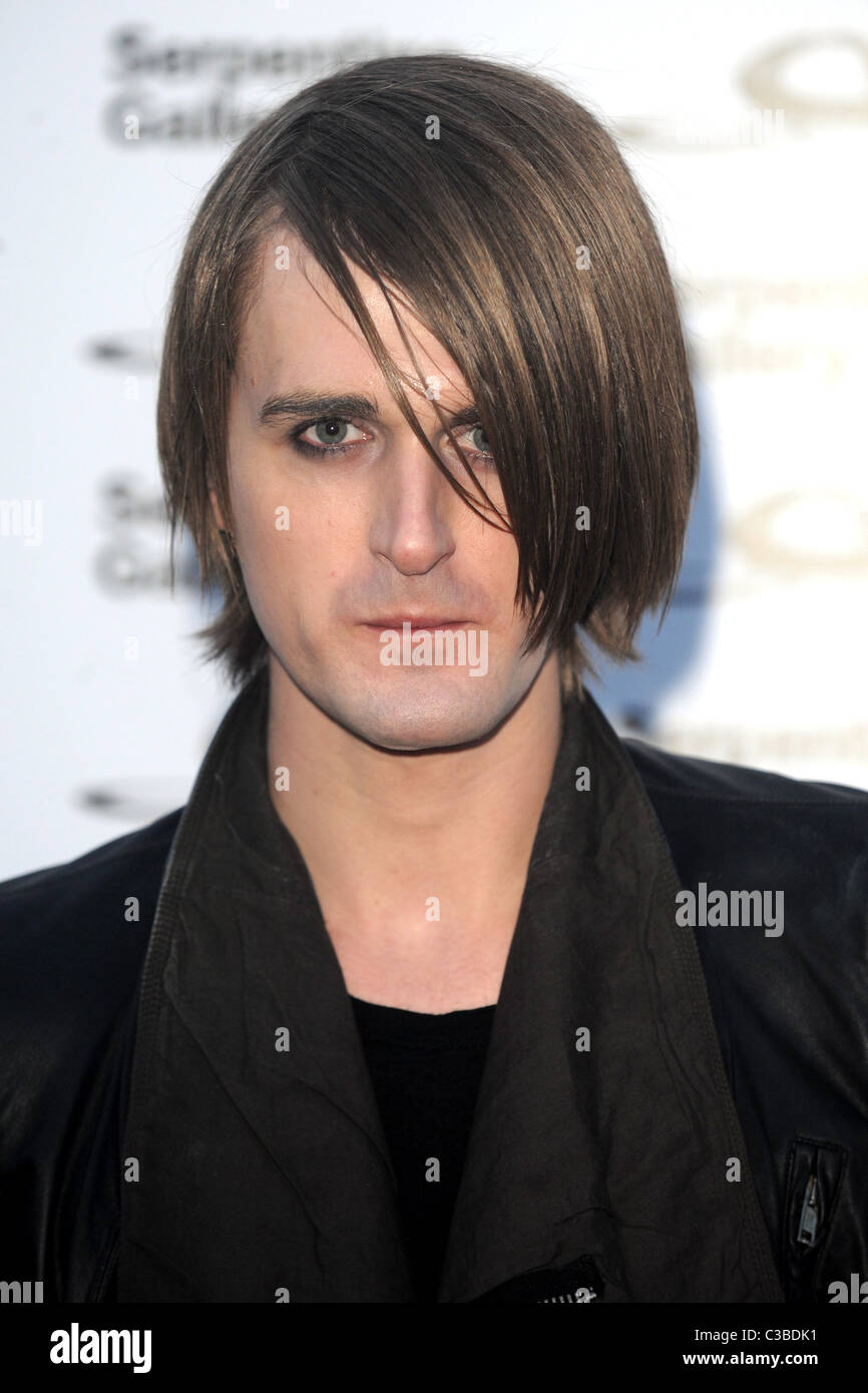 Gareth Pugh The Serpentine Gallery Summer Party at The Serpentine ...