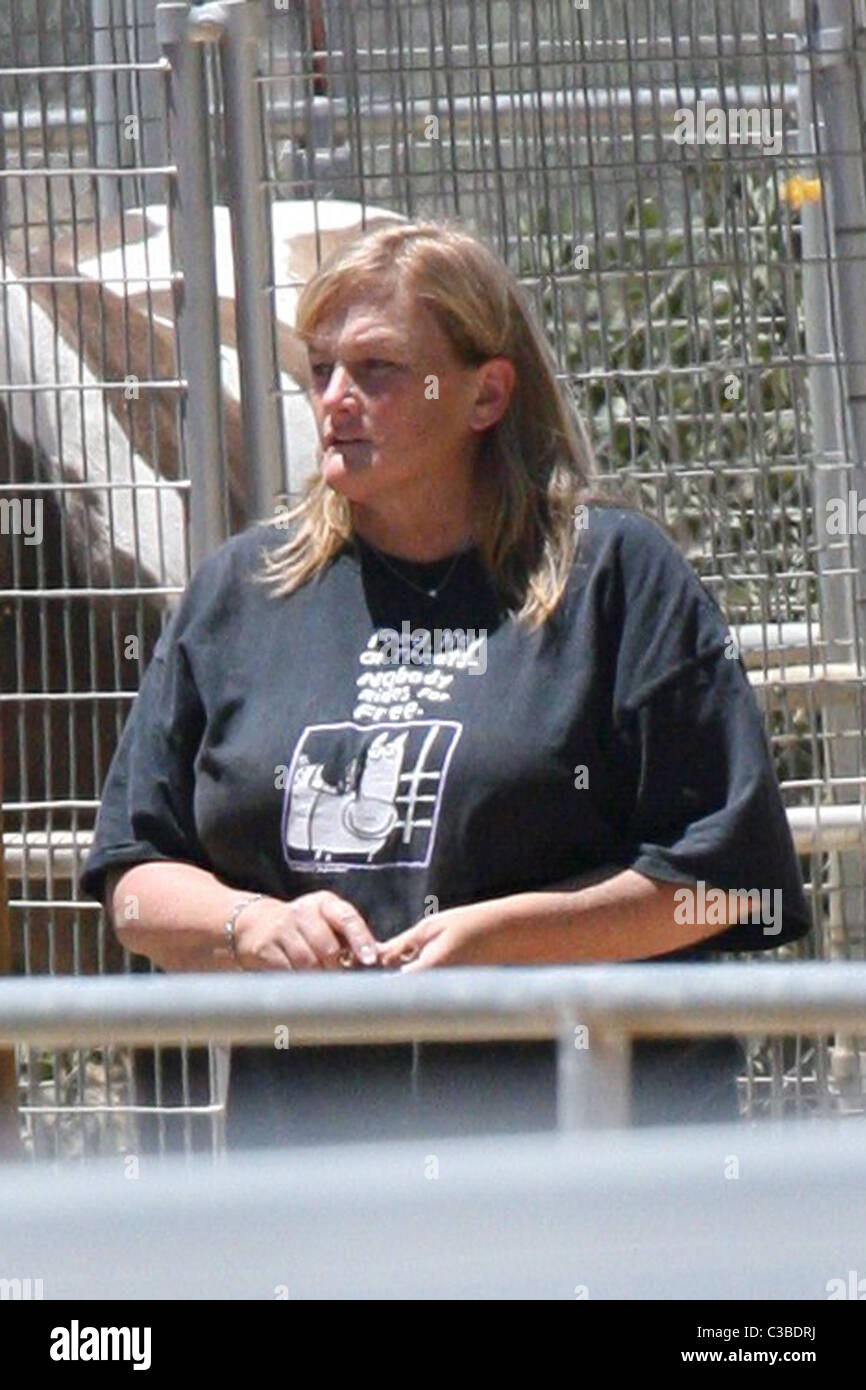 Debbie rowe hi-res stock photography and images - Alamy