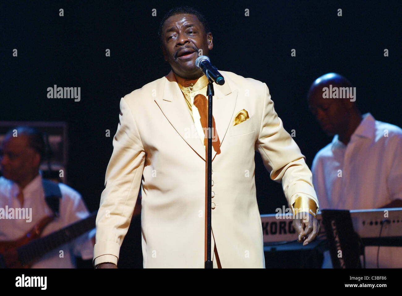 Gerald Alston The Manhattans performing at James L. Knight Center as ...