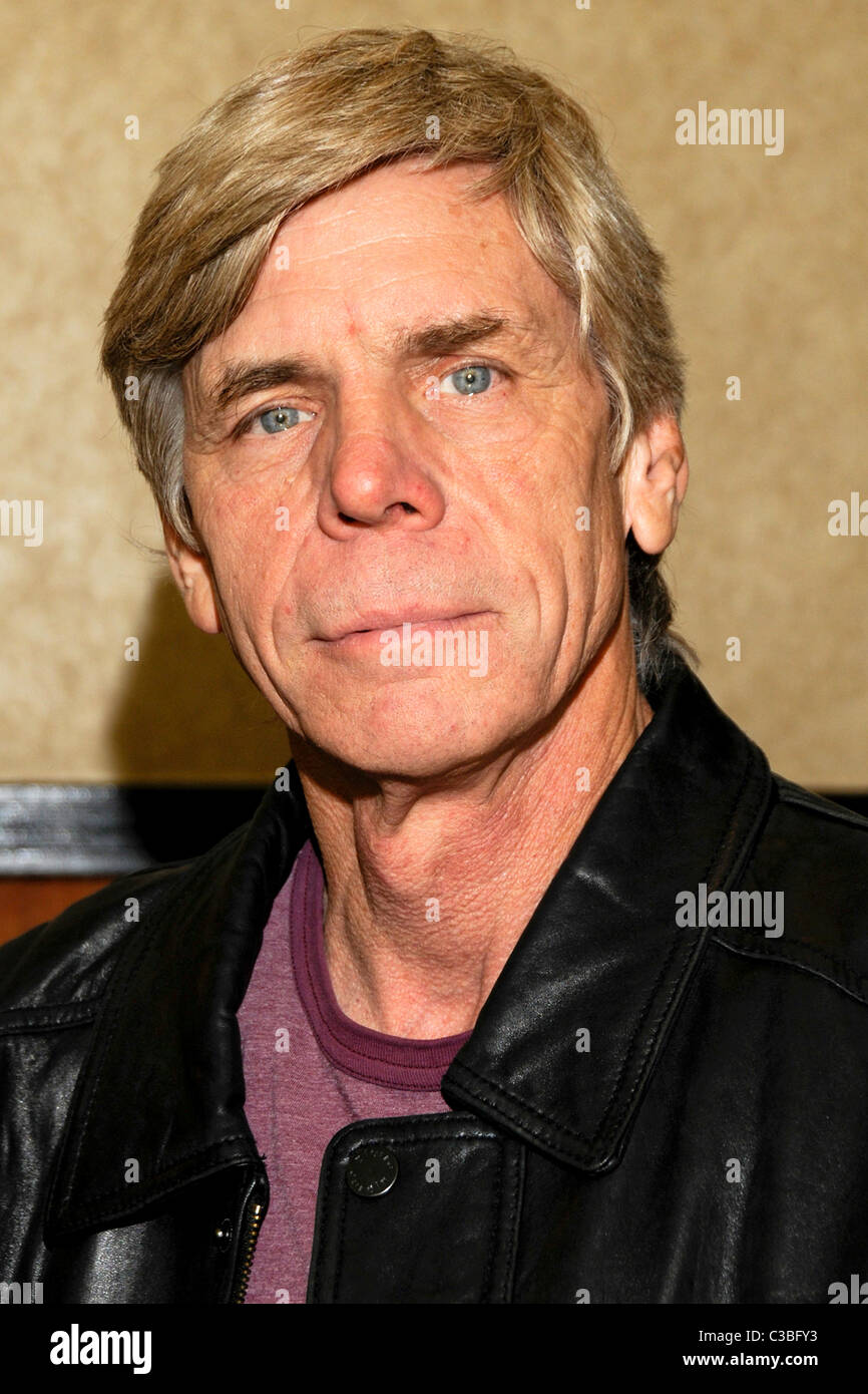 Tom Morga The Rubber Room Presents: 'Monsterpalooza The Art of Monsters ...