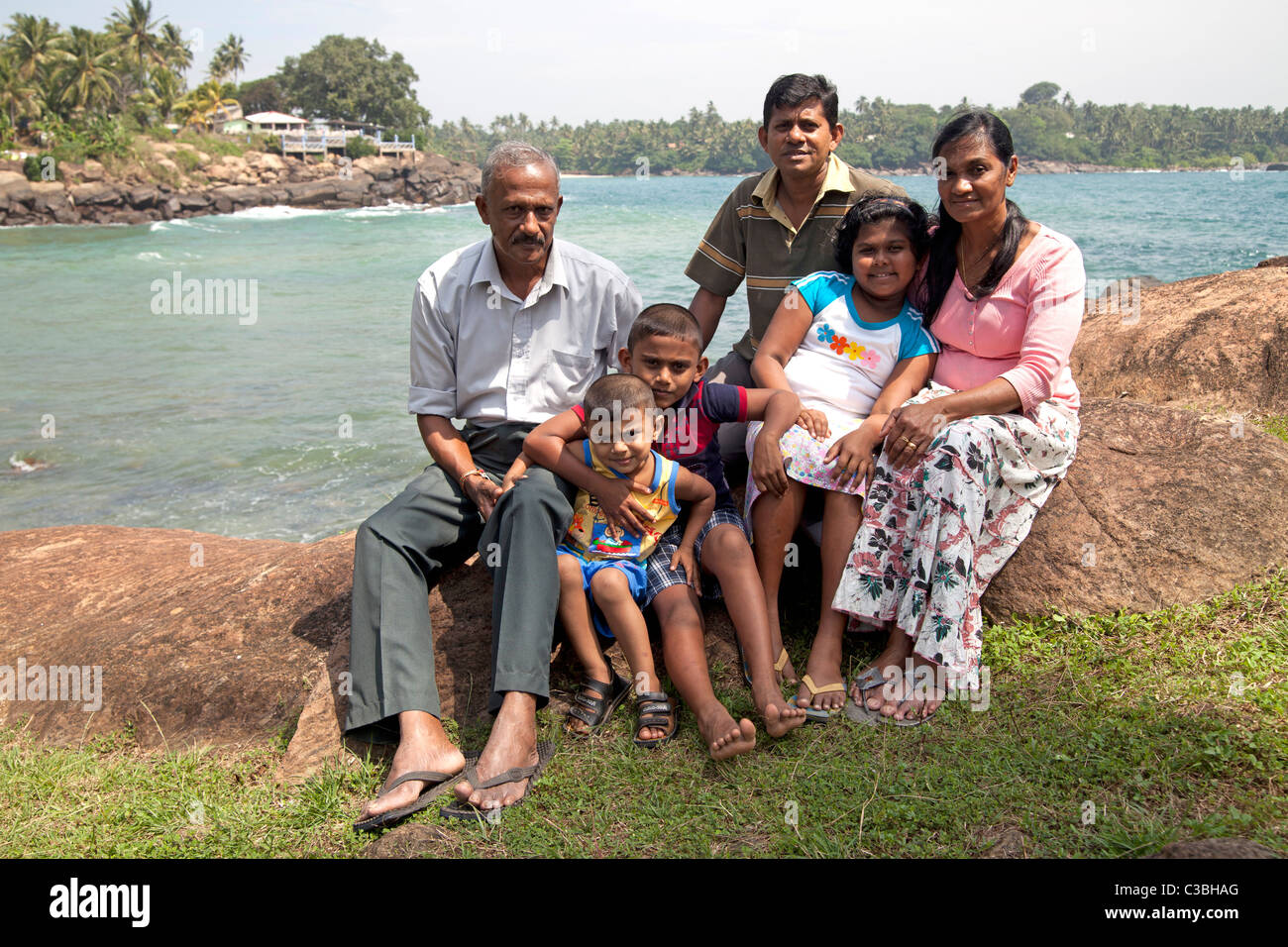 Sri Lanka Family High Resolution Stock Photography and Images - Alamy
