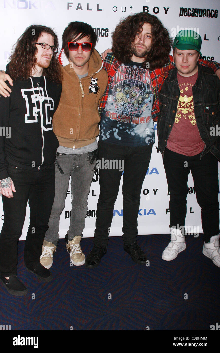 And Andy Hurley Joe Trohman