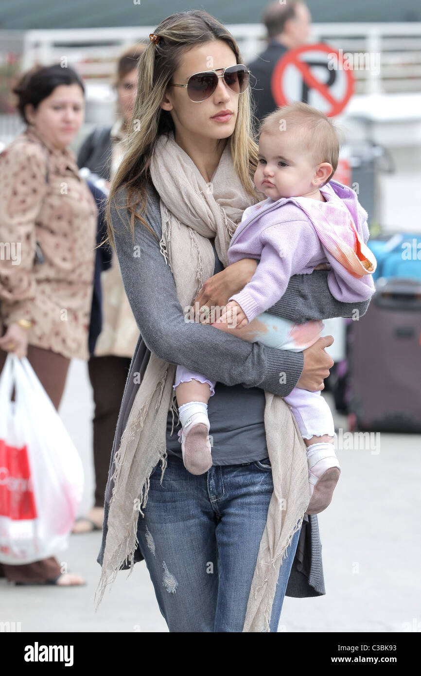 Alessandra Ambrosio arrives at LAX airport with daughter Anja Louise to ...