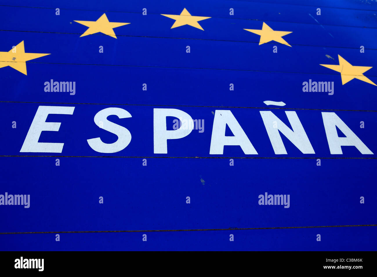 A Spain (Espana) sign on the Spanish-Portuguese border Stock Photo - Alamy
