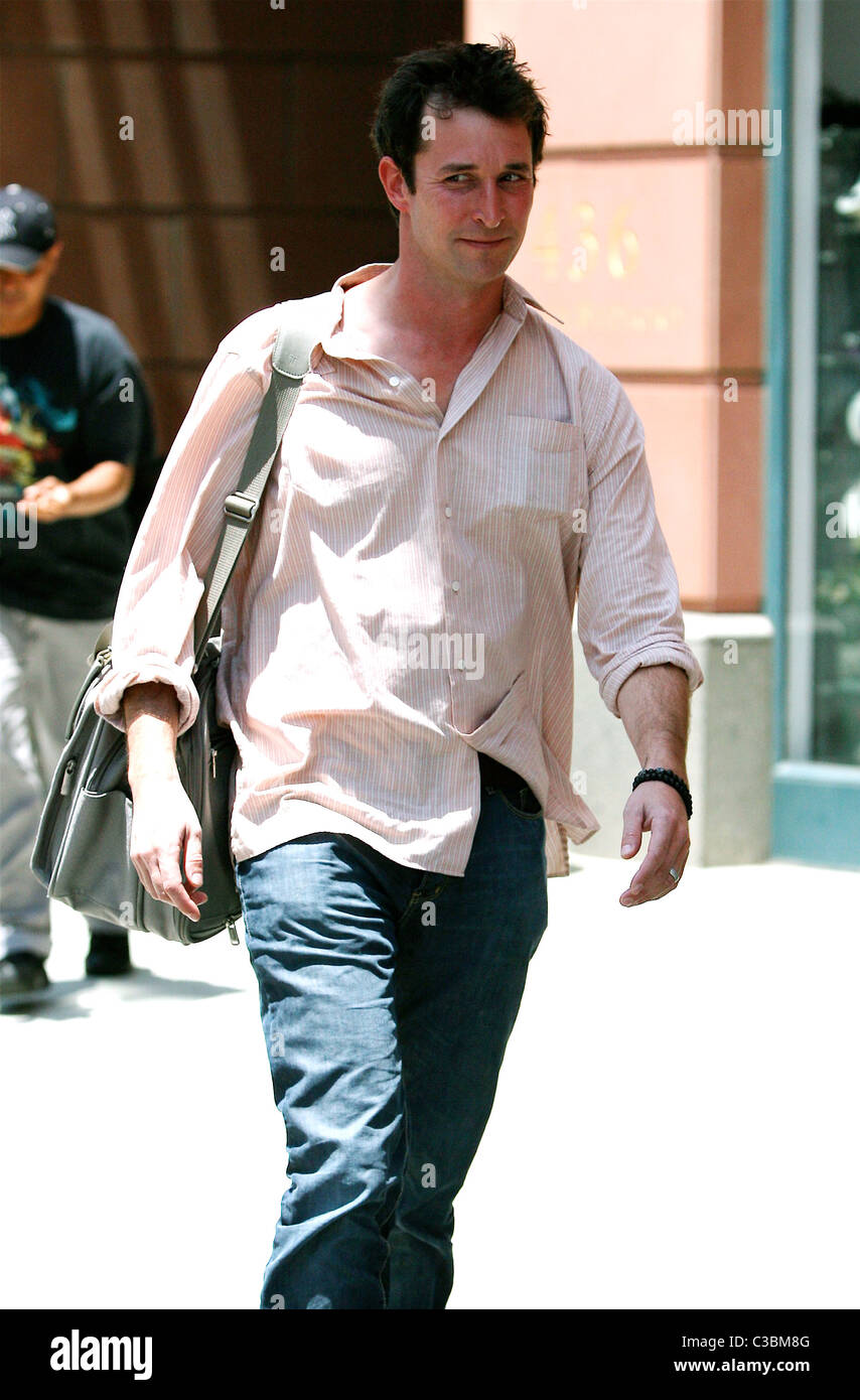 ER' co-star Noah Wyle out and about on Bedford Drive in Beverly Hills ...
