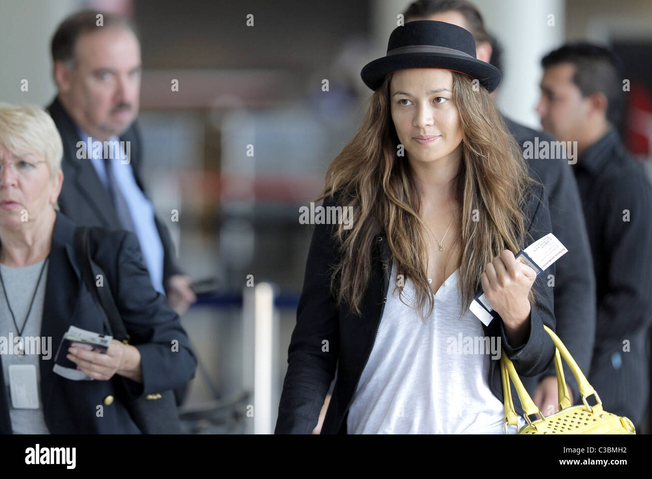 Terminator Salvation' co-star Moon Bloodgood and friend walk through ...