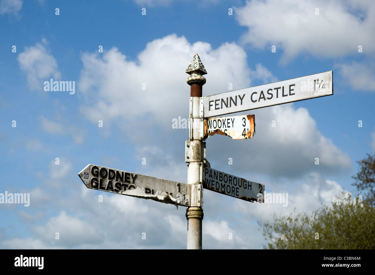 Old fashioned british road sign hi-res stock photography and images - Alamy