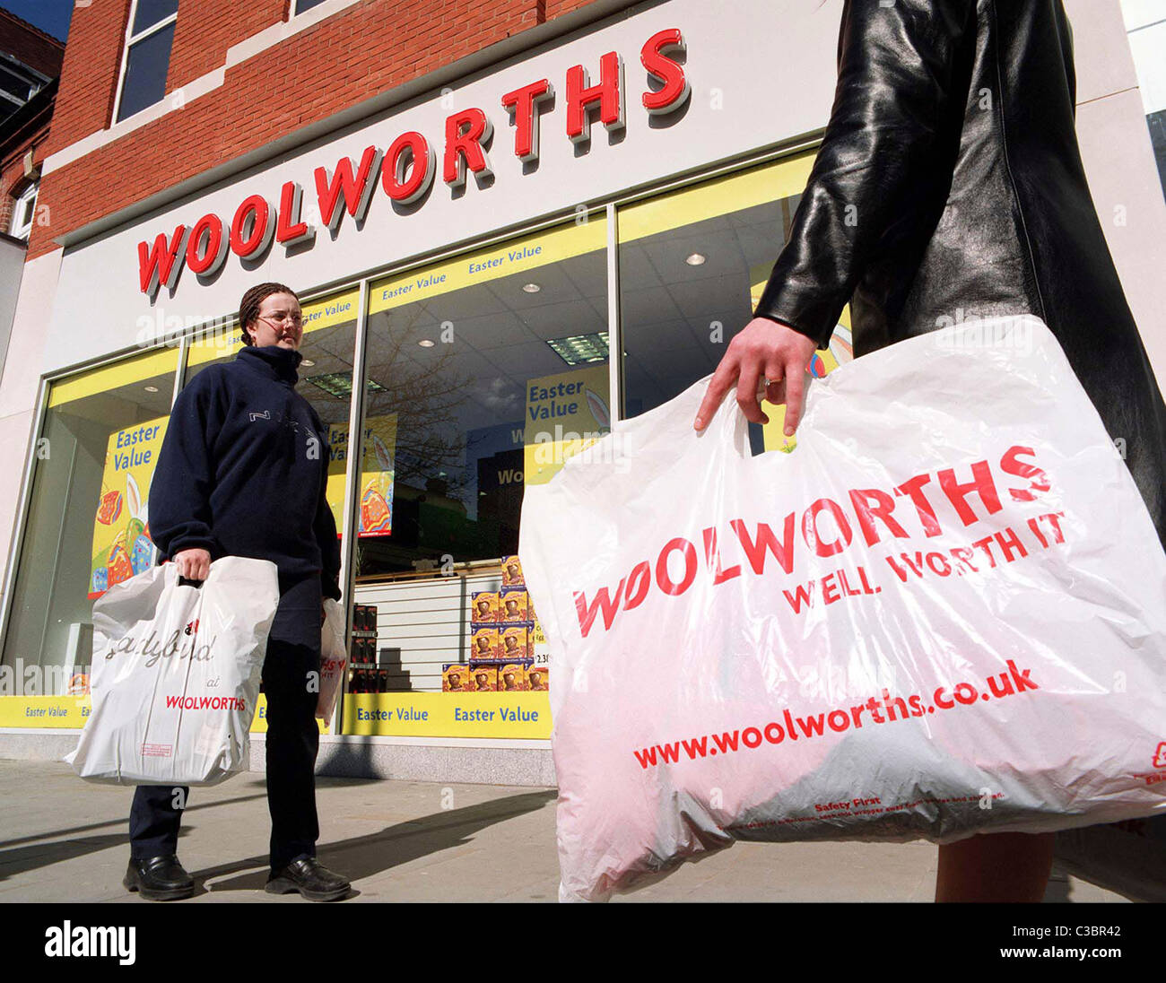 Exterior of a woolworths store hi-res stock photography and images - Alamy