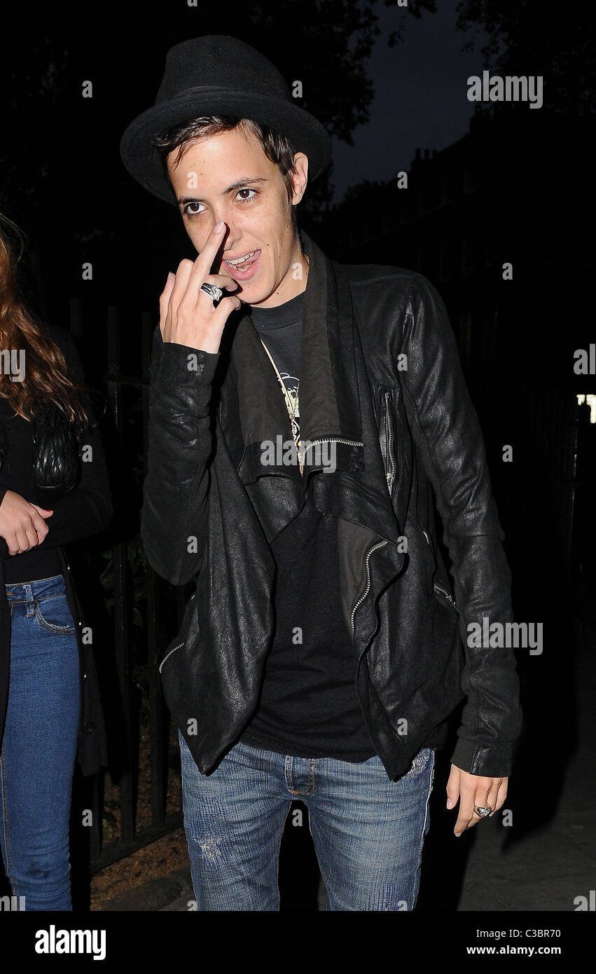 Samantha Ronson arriving at the Bloomsbury Ballroom to support her ...