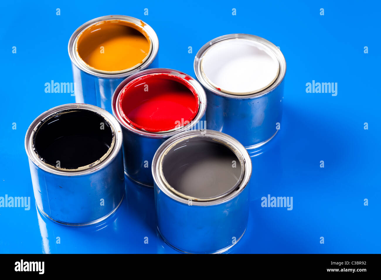 cans of paint Stock Photo - Alamy