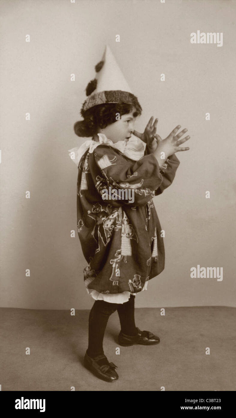 Vintage clown hi-res stock photography and images - Alamy