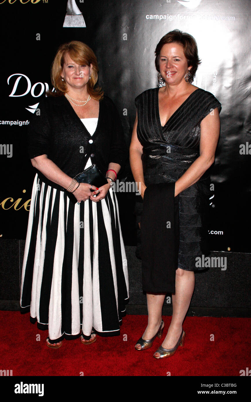 Sarah Sweeney and Liz Dolan 34th Annual AWRT Gracie Awards Gala at The ...