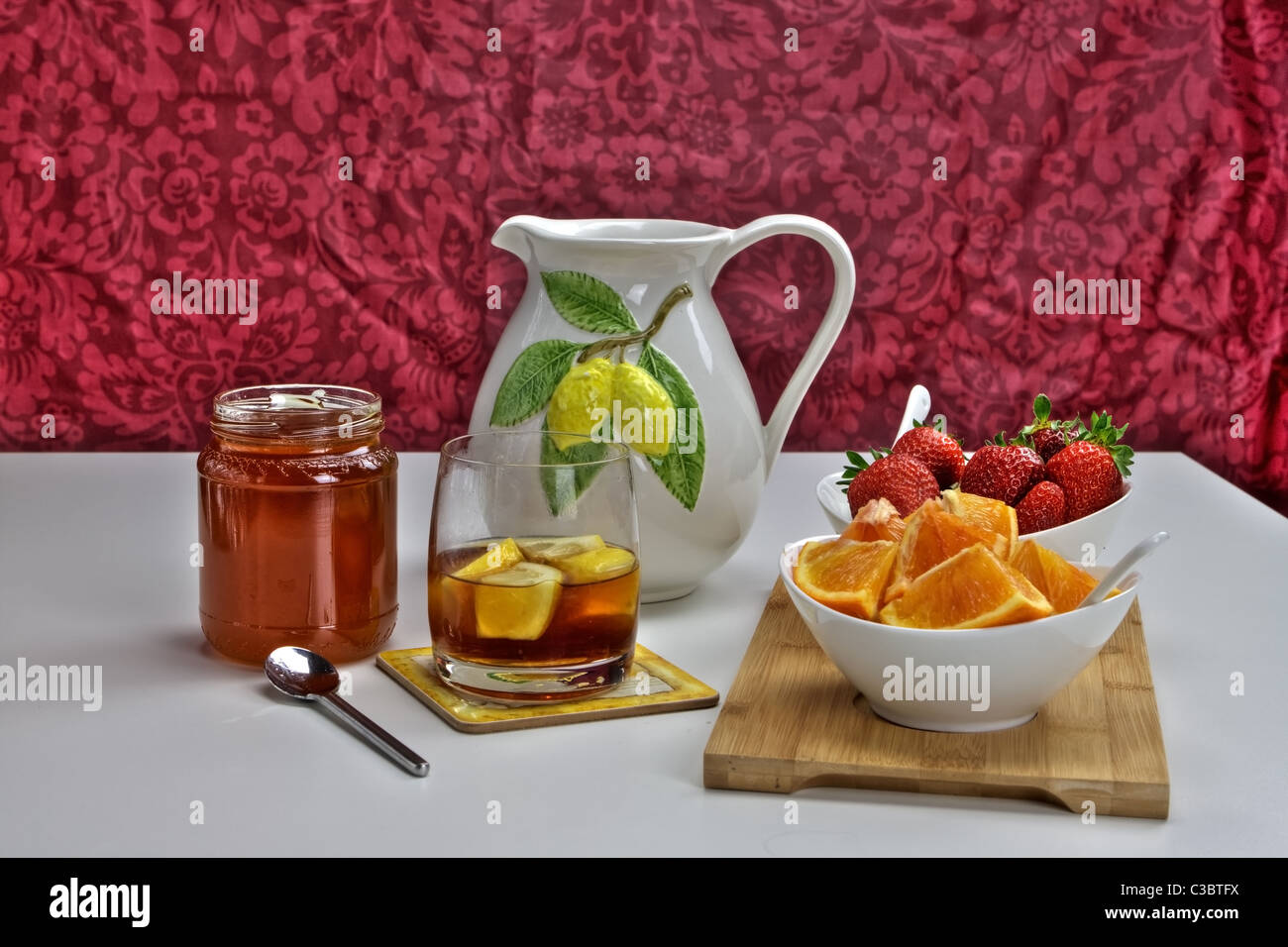 Lemon tea hi-res stock photography and images - Alamy