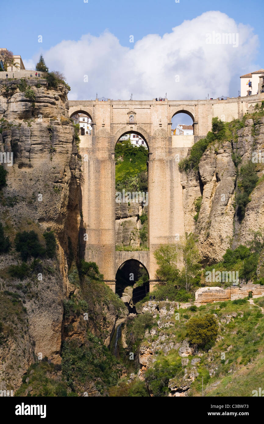Famous stone bridge which spans the deep El Tajo gorge & river ...