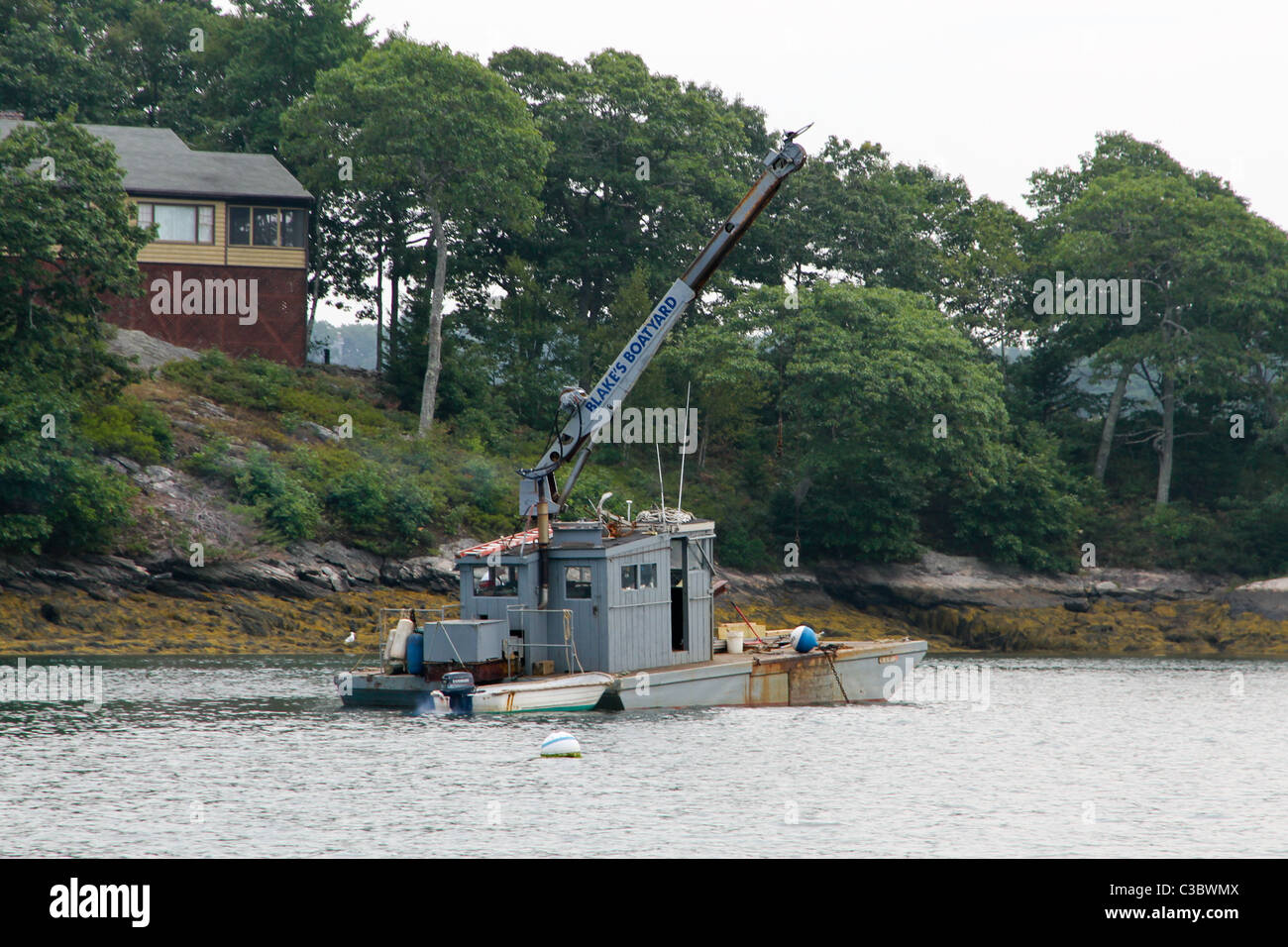 Mooring lift hi-res stock photography and images - Alamy