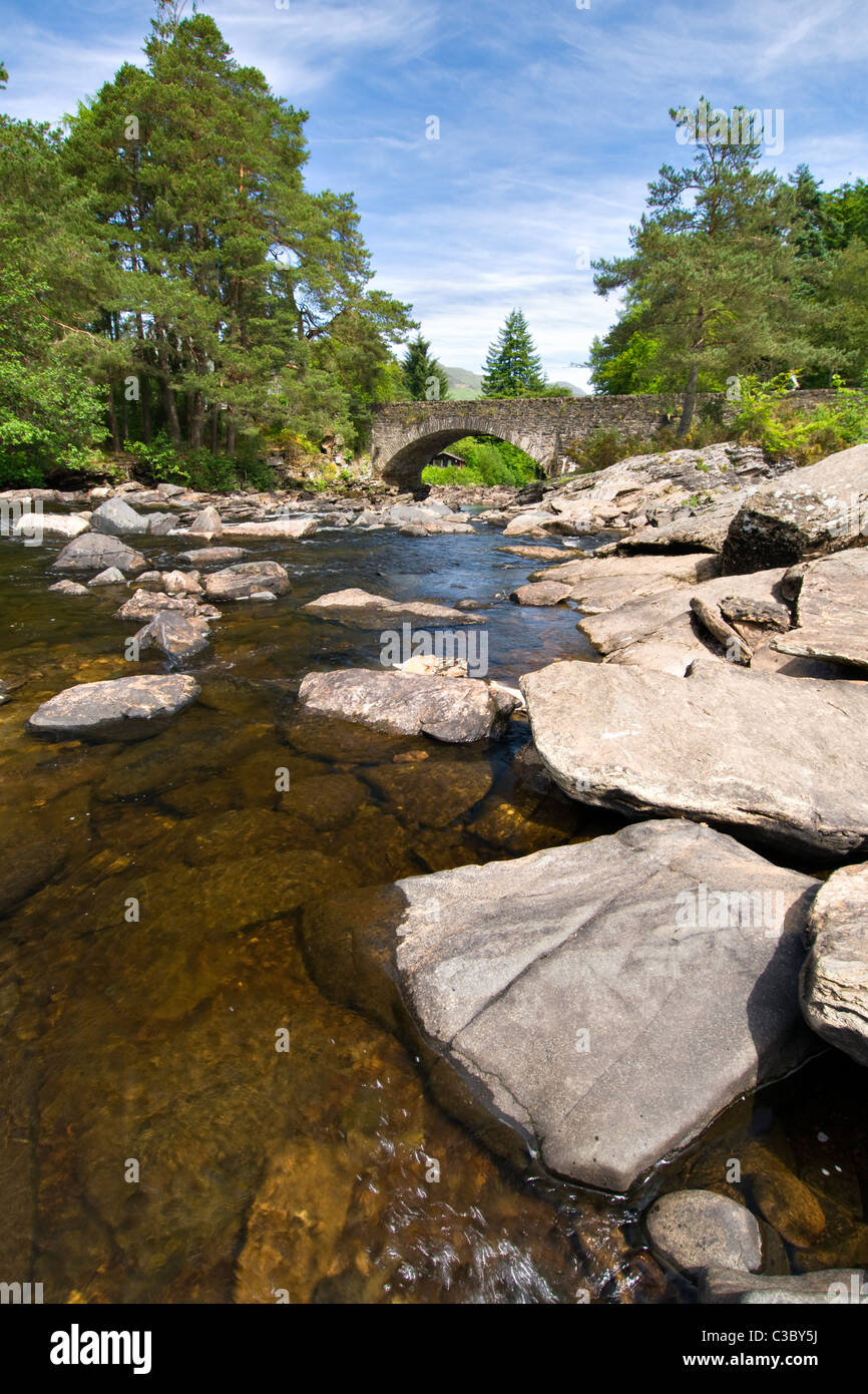 Falls of Dochart and river Dochart bridge at Killin, Trossachs ...