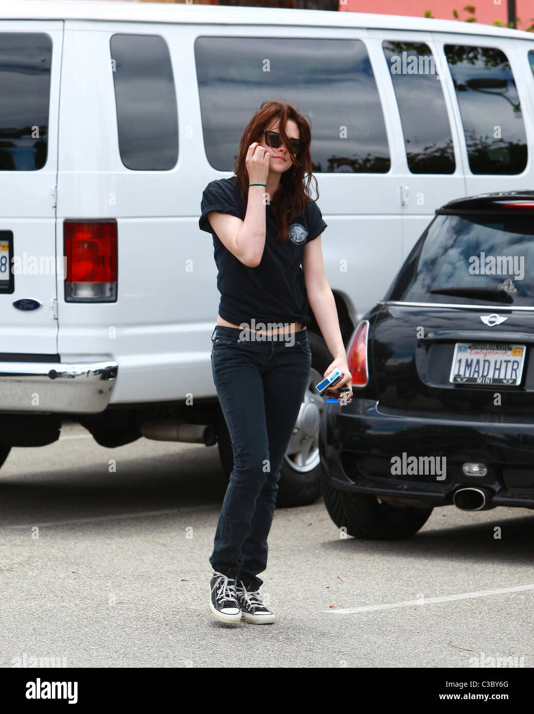 Kristen Stewart arrives at a vocal studio, where she met producers from ...