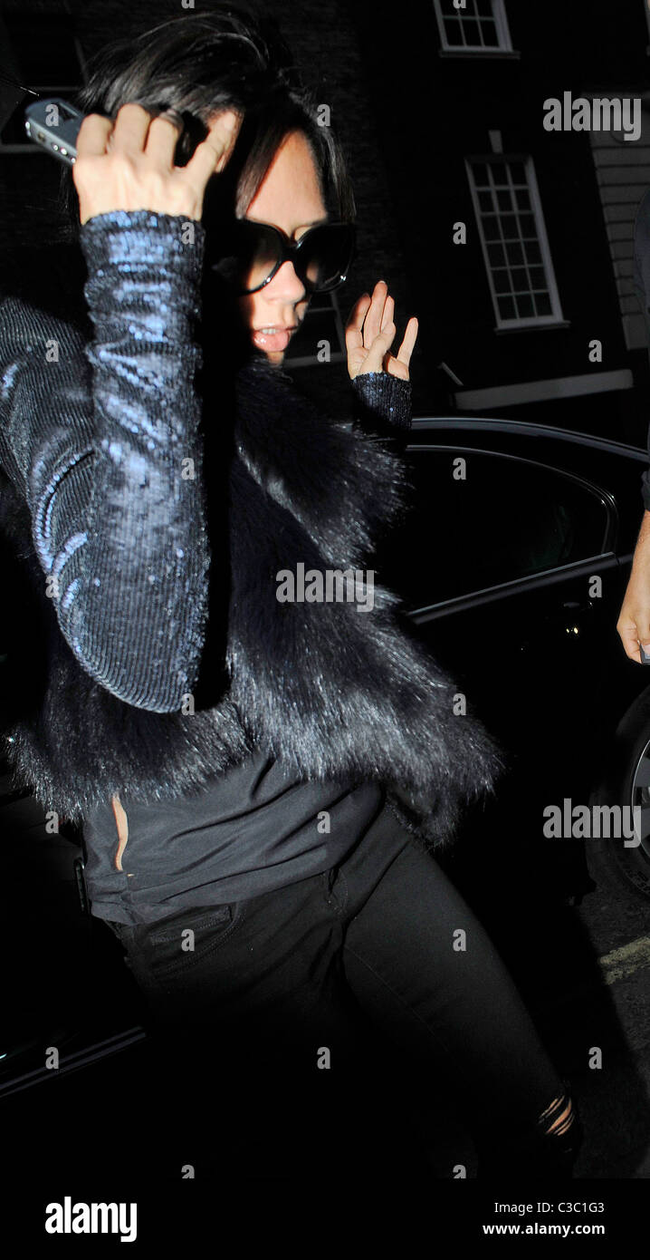 Victoria Beckham arriving at the back door of Claridge's Hotel. London ...