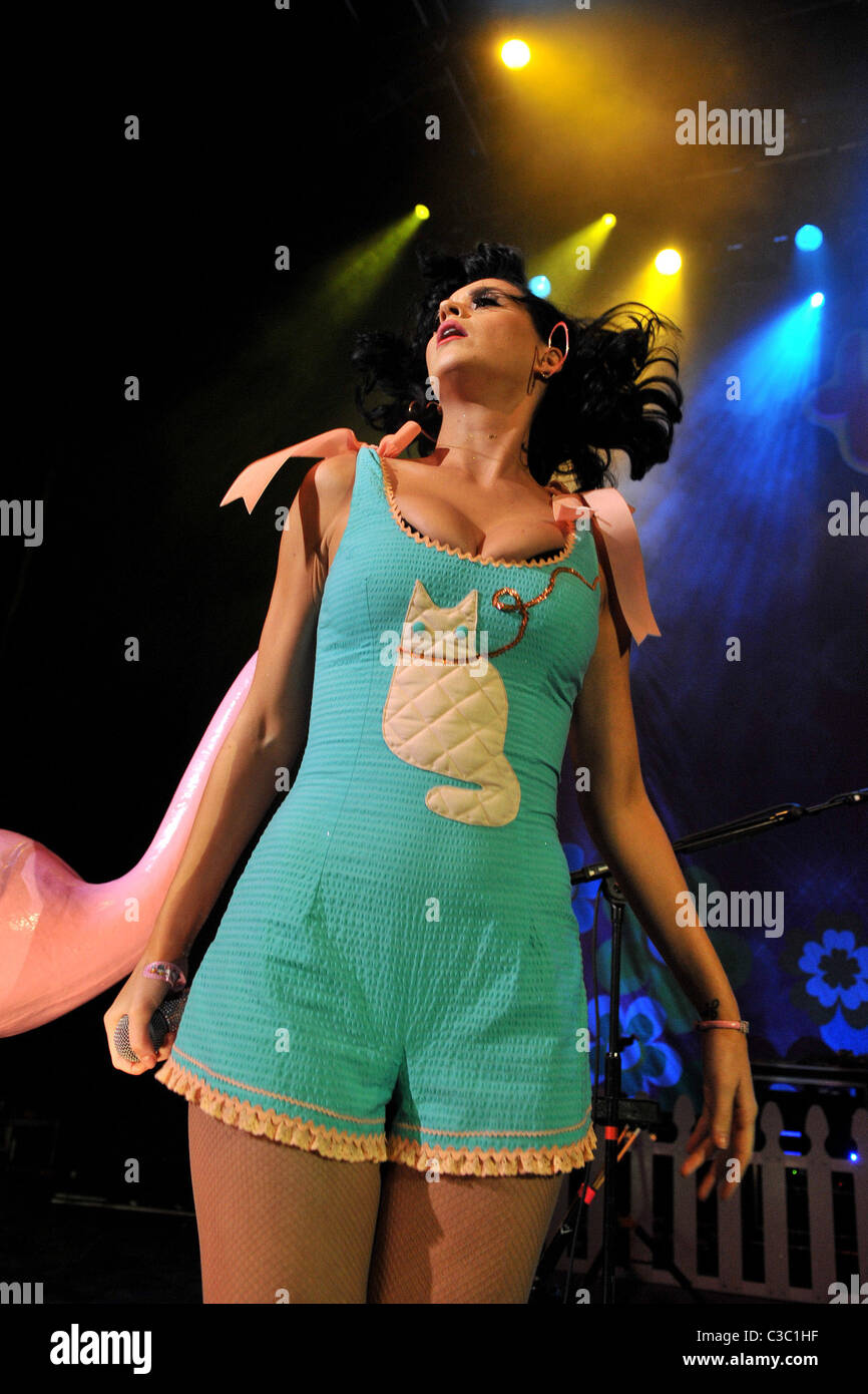 Katy Perry Live at the Shepherds Bush Empire during her 'Hello Katy ...
