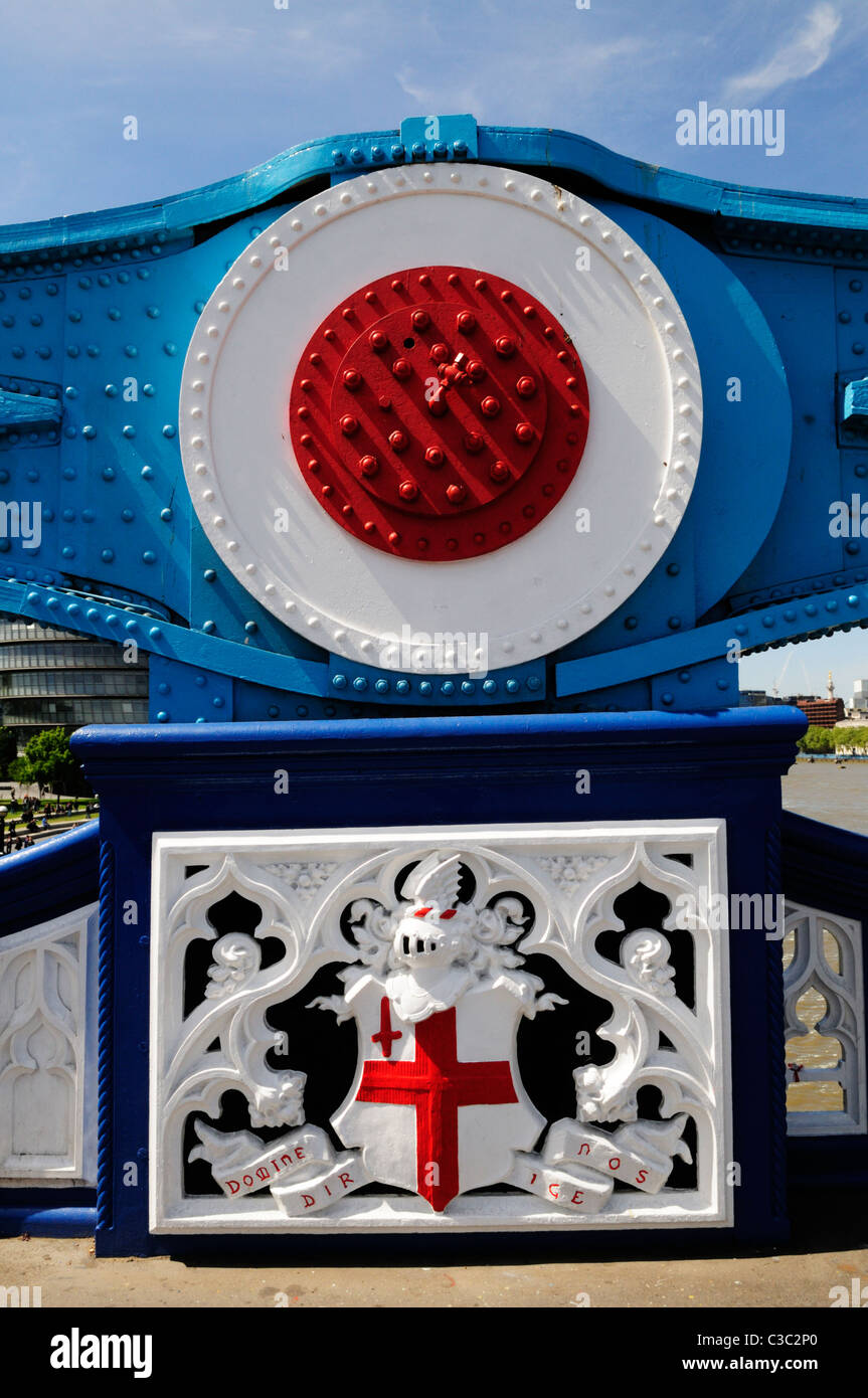 City of london coat of arms hi-res stock photography and images - Alamy