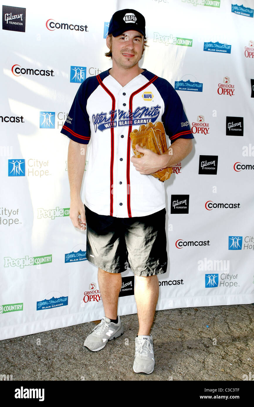 Jimmy Wayne The 19th Annual City of Hope Celebrity Softball Challenge ...