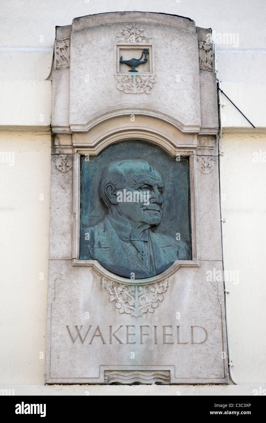 1937 bronze medallion memorial to lord wakefield of hythe, founder of ...