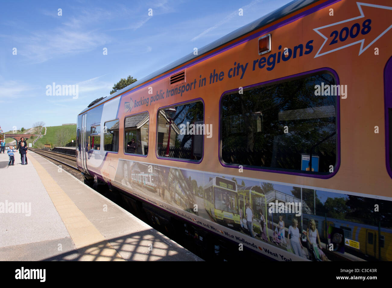 Trains, tracks & Passengers on Northern Rail Purple 57784 Commuter ...