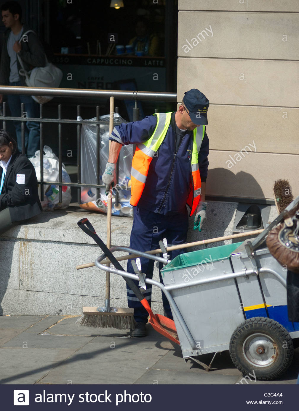 Street Sweeper Cart Stock Photos & Street Sweeper Cart Stock Images - Alamy