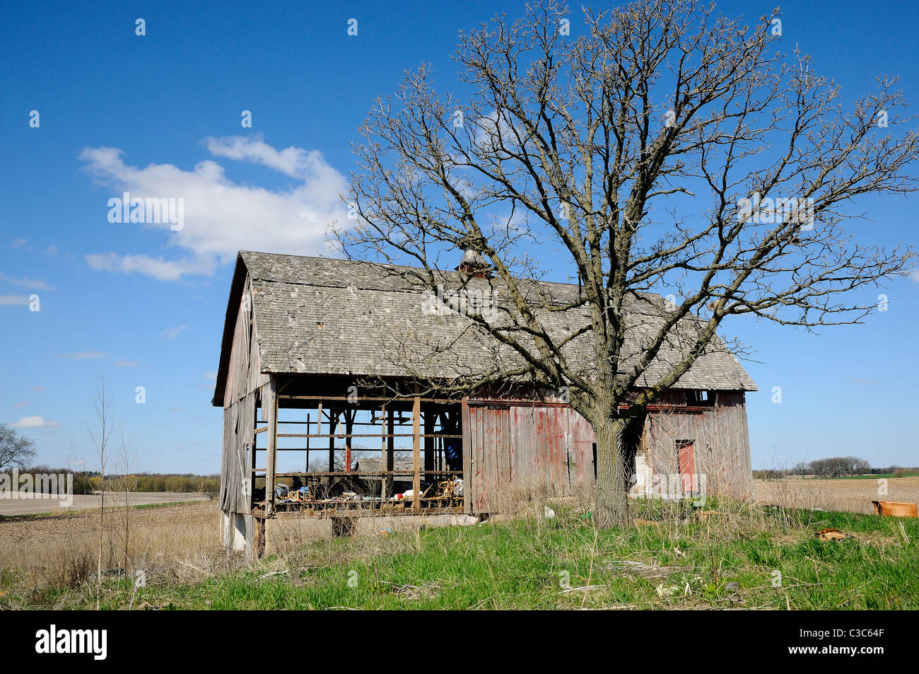 Old destroyed barn on hi-res stock photography and images - Alamy