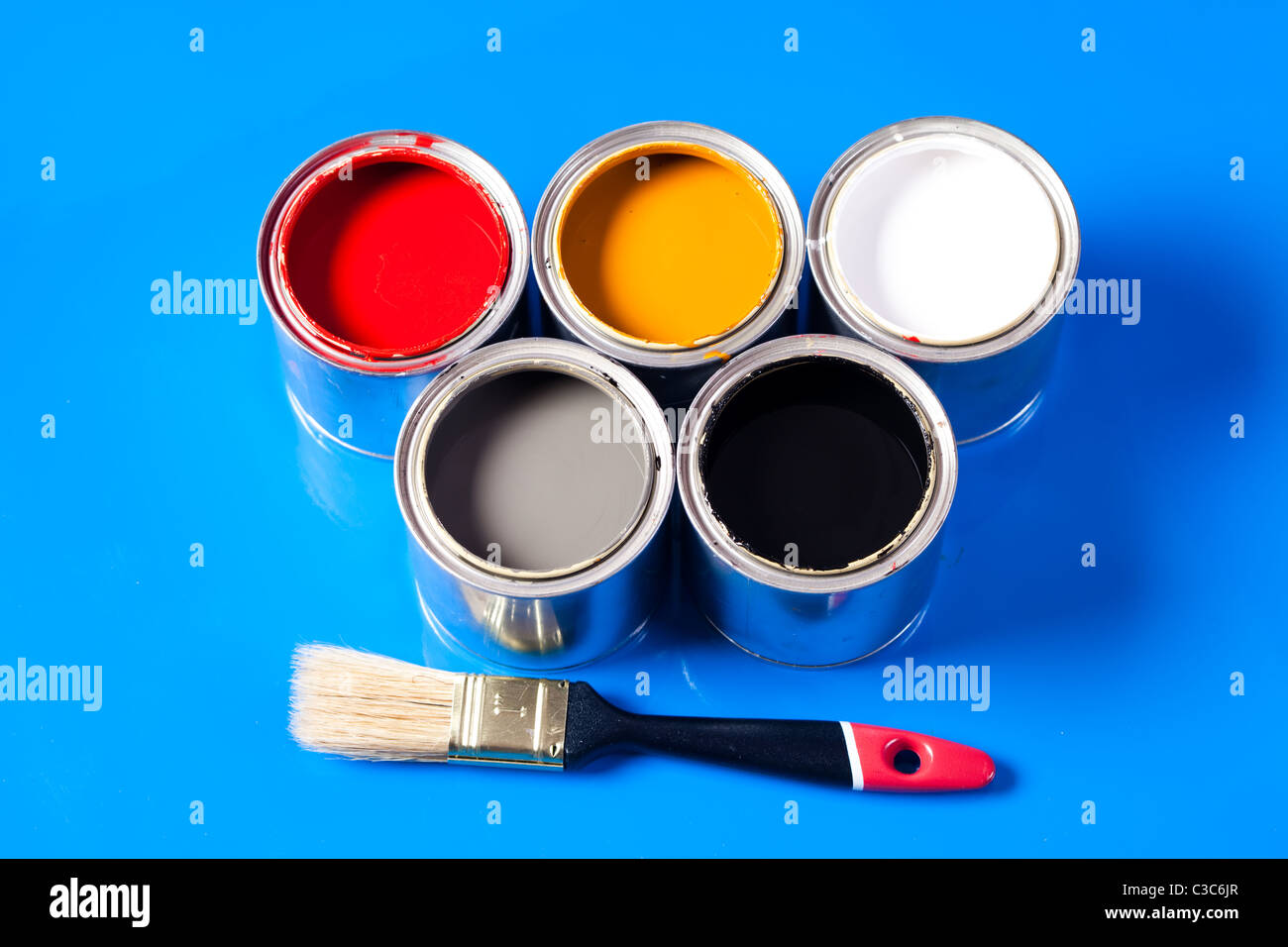 cans of paint Stock Photo - Alamy