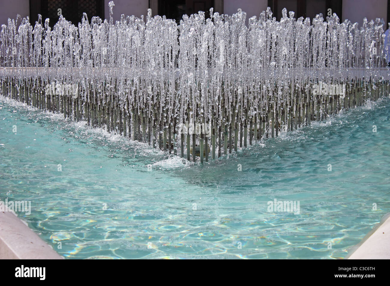 Fountain drop hi-res stock photography and images - Alamy