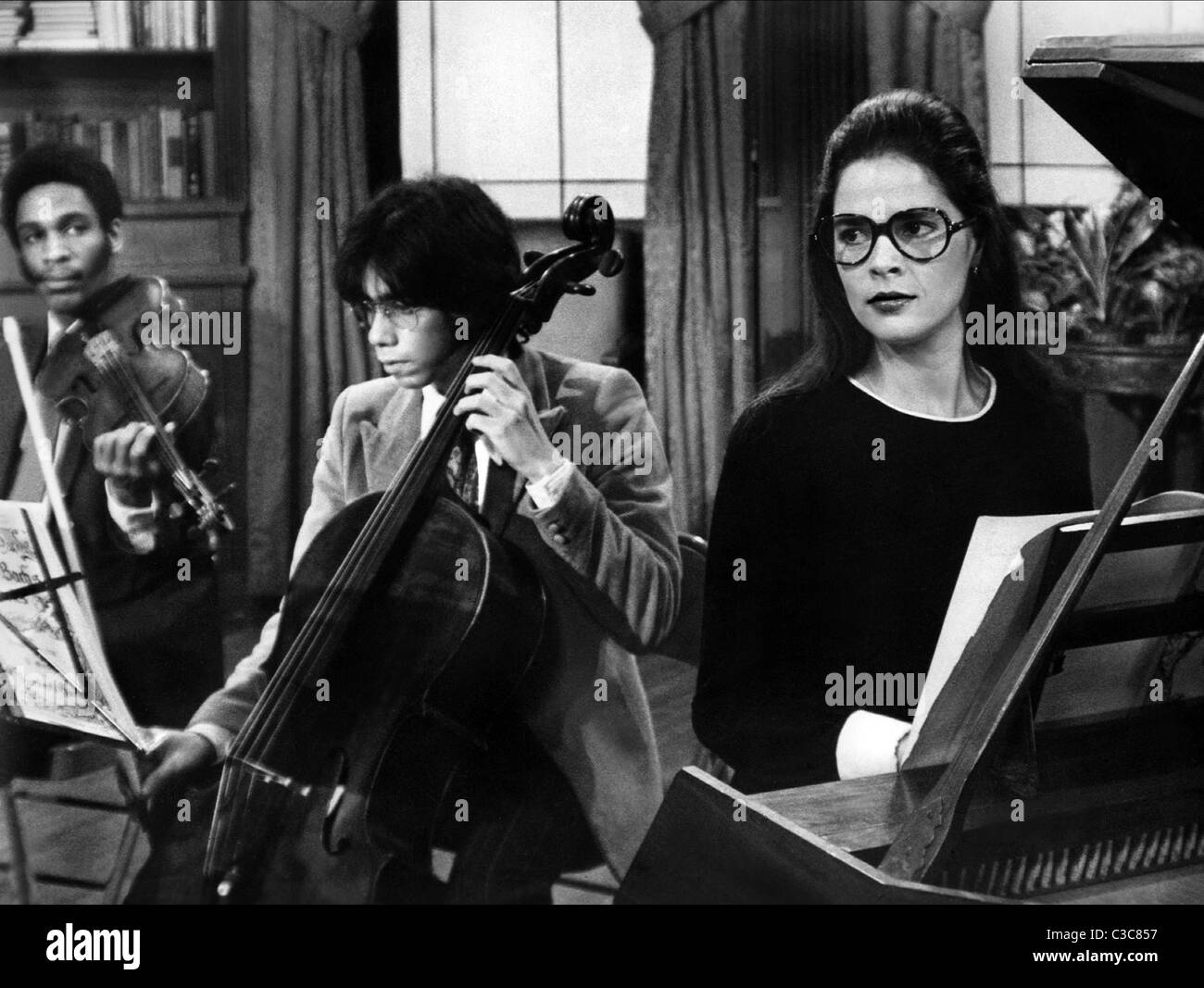 Love Story Film Ali Macgraw High Resolution Stock Photography and ...
