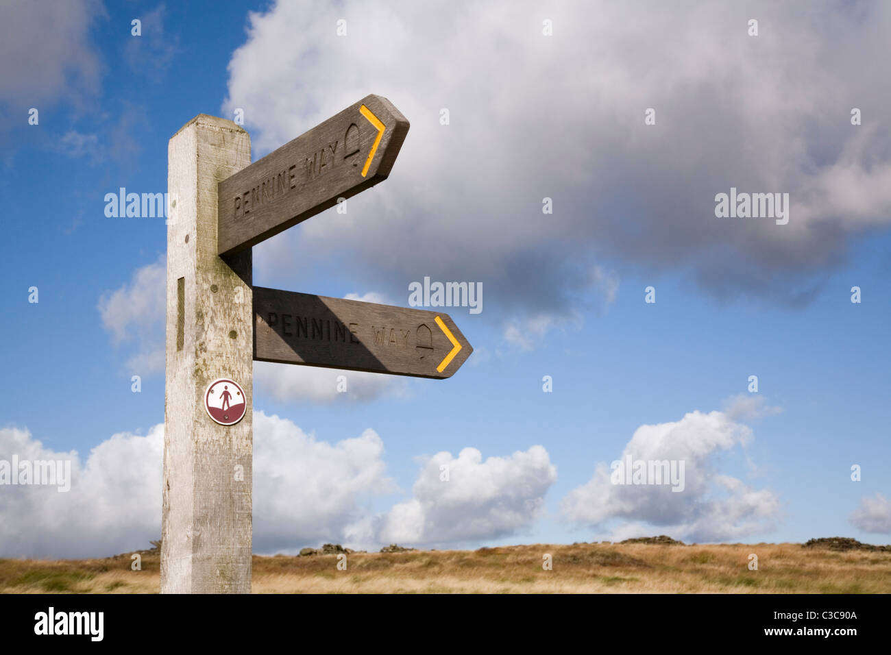 Fingerpost signs pointing hi-res stock photography and images - Alamy