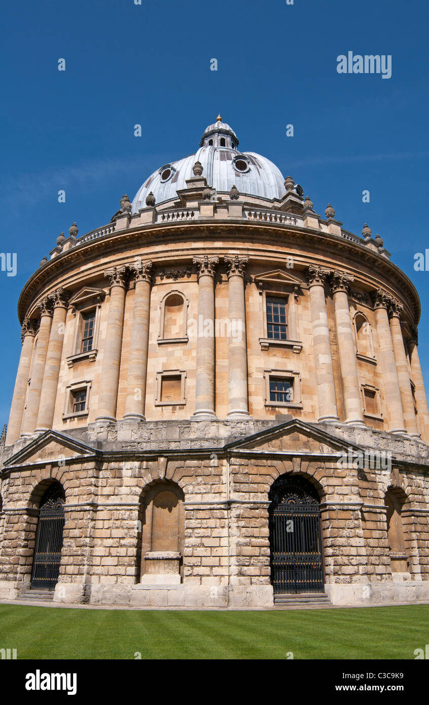 Radcliffe Camera, circular library designed by James Gibbs, Radcliffe ...