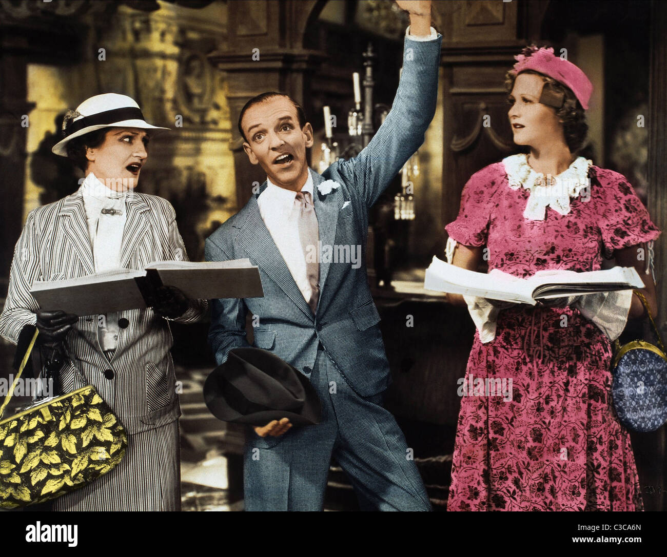 Damsel in distress hi-res stock photography and images - Alamy