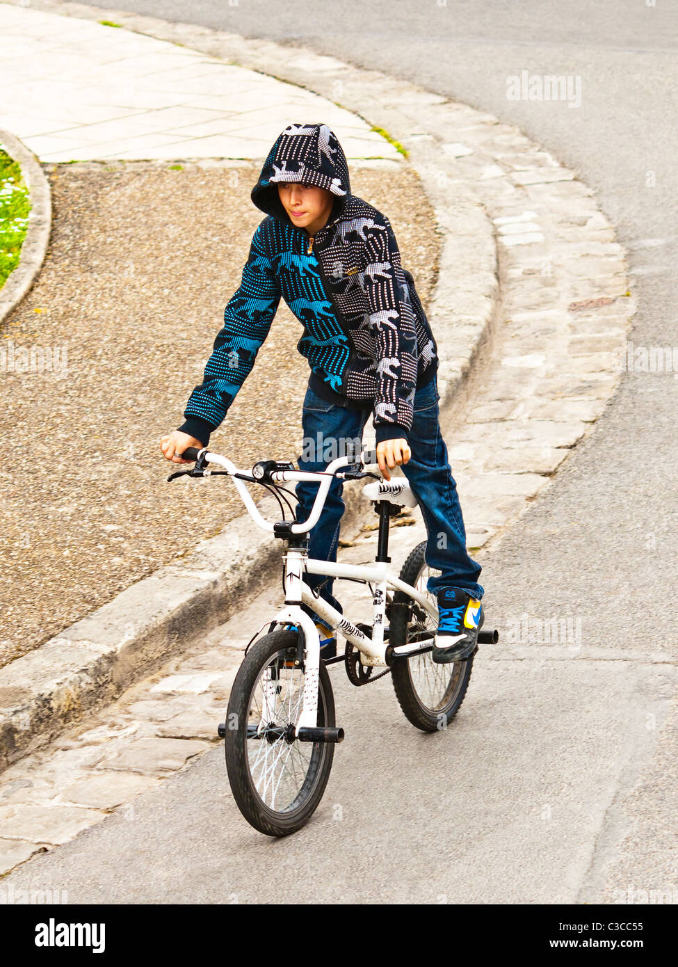 Boy And Bike Shadow Stock Photos & Boy And Bike Shadow Stock Images - Alamy